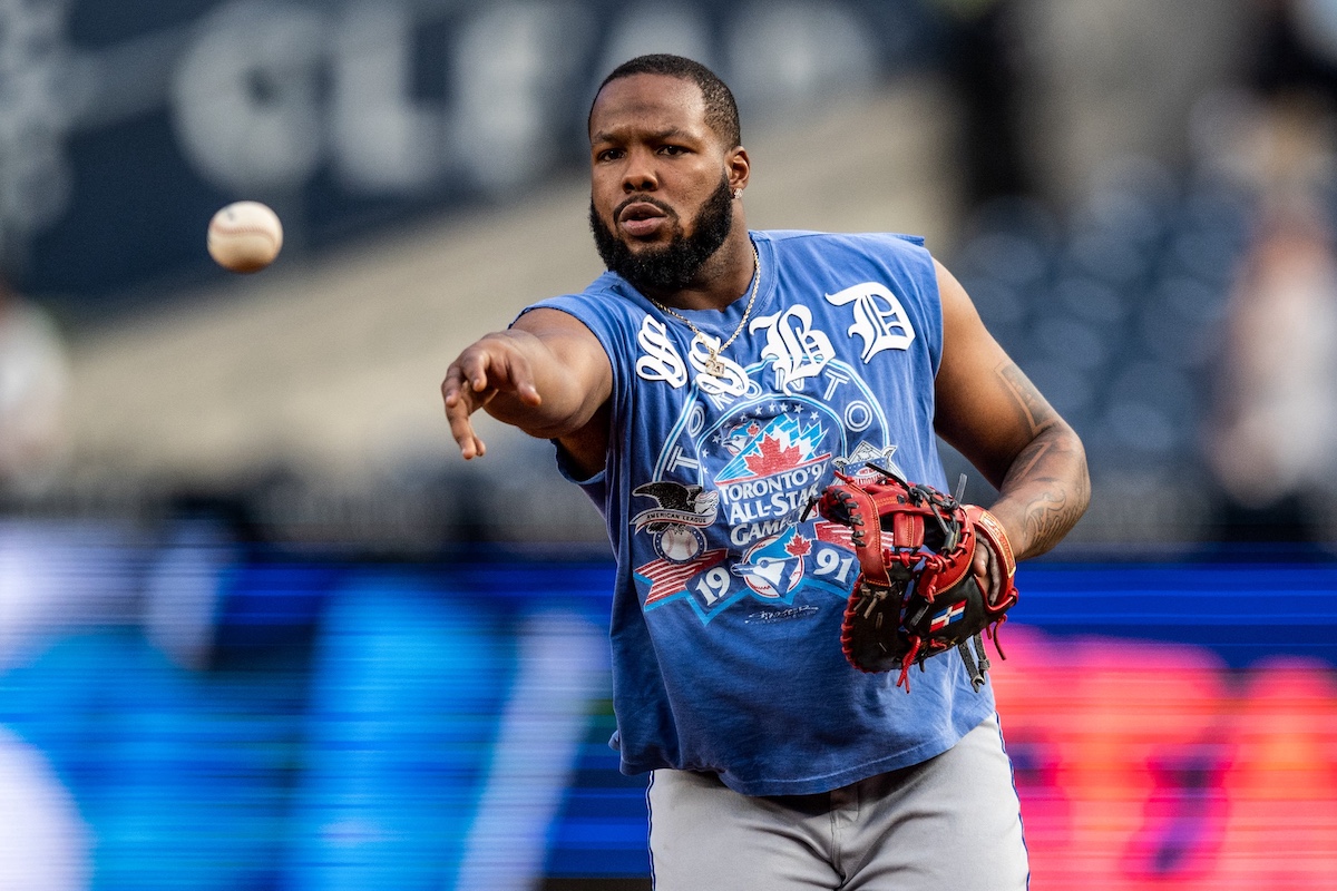 Toronto Blue Jays oust Yankees with 5-2 win to advance to AL ...